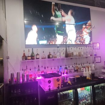 TASTE CHEESESTEAK BAR - Updated January 2026 - 247 Photos & 162 Reviews ...