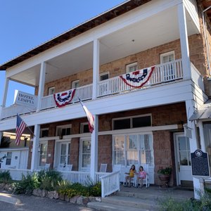 BLACK BEAR RESTAURANT - 15 Photos & 32 Reviews - American (Traditional ...