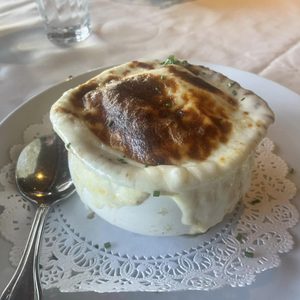 COOPERAGE INN - 283 Photos & 307 Reviews - 2218 Sound Ave, Baiting ...