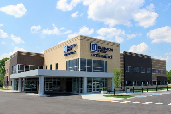HUGHSTON CLINIC ORTHOPAEDICS - Updated June 2026 - 115 Willard Hagan Dr ...