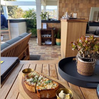 BEACHLIFE GROTTO - Updated December 2025 - 165 Photos & 128 Reviews ...