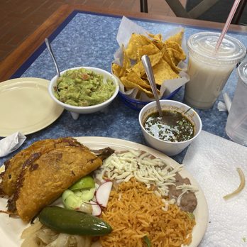 CALIXTO MEXICAN GRILL - Updated October 2025 - 38 Photos & 36 Reviews ...