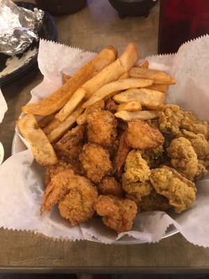 SHIVERS CREEK CATFISH HOUSE - Updated January 2025 - 85 Photos & 17 ...