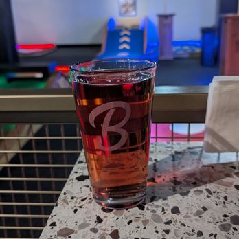 BIRDEEZ - Updated August 2025 - 238 Photos & 78 Reviews - 151 N Sierra ...