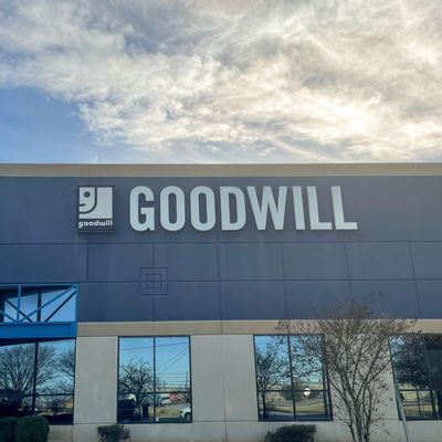 GOODWILL CENTRAL TEXAS - SOUTH OUTLET - Updated December 2025 - 41 ...