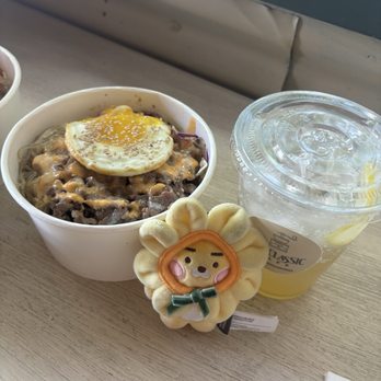 THE CLASSIC CAFE - Updated May 2025 - 689 Photos & 268 Reviews - 419 ...