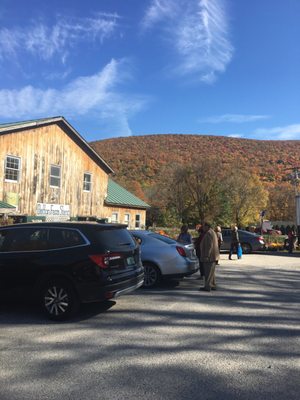DUTTON FARM STAND - 18 Photos - 2083 Depot St, Manchester, Vermont ...