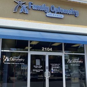 TRACY OPTOMETRY GROUP - Updated December 2025 - 38 Photos & 215 Reviews ...