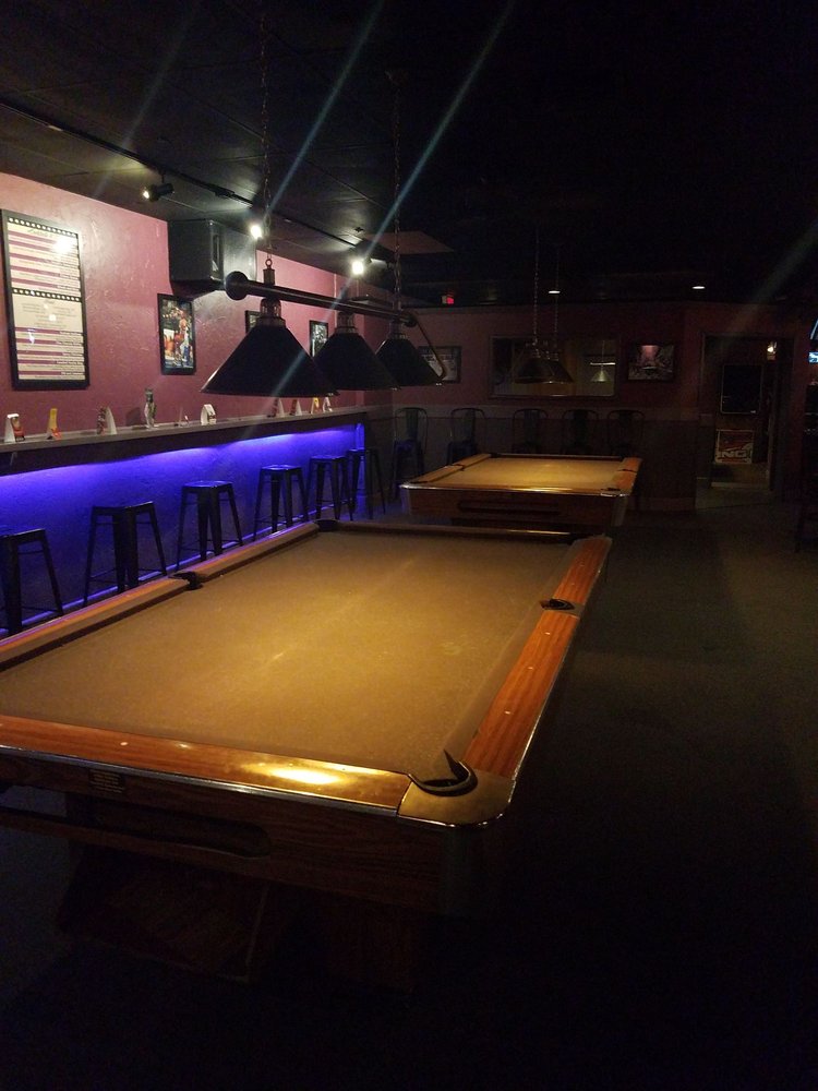 DERBY’S BAR & GRILL - 69 Photos & 67 Reviews - 2860 W Florida Ave ...