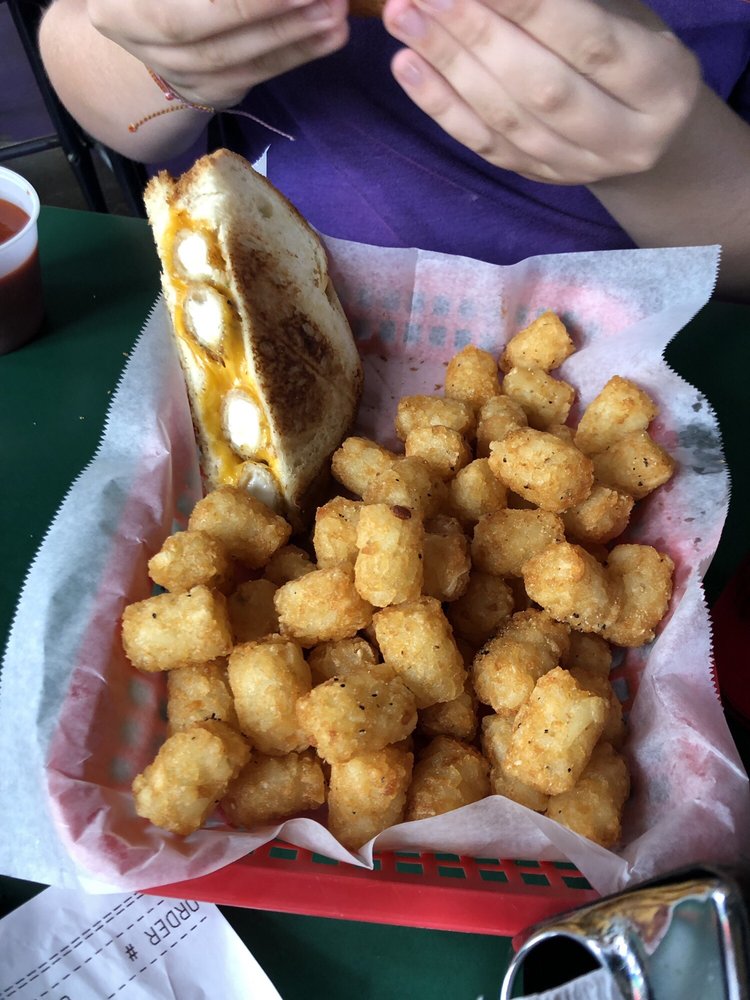 BACKSTREETS PUB & GRILL - 30 Photos & 168 Reviews - 102 Earle St ...