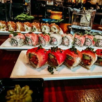 SUSHI ROKU - Updated October 2024 - 302 Photos & 104 Reviews - 405 ...