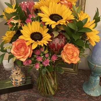 ENCINITAS FLOWER SHOP - Updated July 2024 - 71 Photos & 49 Reviews ...
