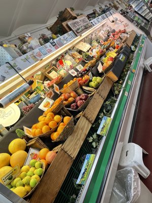 MERCED FRUIT BARN - Updated July 2025 - 43 Photos & 28 Reviews - 4526 E ...