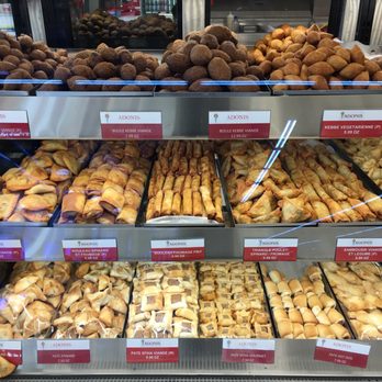 ADONIS - Updated December 2025 - 20 Photos & 26 Reviews - 225 Rue Peel ...