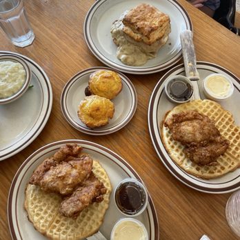 FAT’S FRIED CHICKEN & WAFFLES - Updated February 2025 - 1039 Photos ...