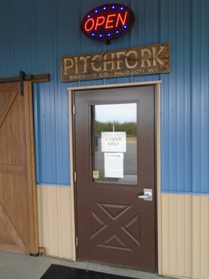 PITCHFORK BREWING - Updated April 2024 - 95 Photos & 59 Reviews - 745 ...