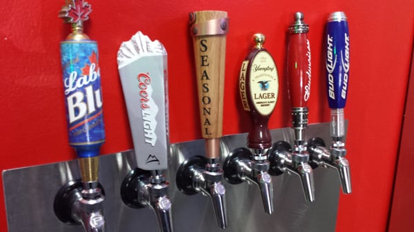 WINGS STATION - Updated December 2025 - 31 Photos & 27 Reviews - 143 E ...