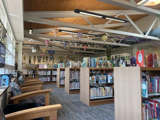 NEWTOWN PUBLIC LIBRARY - Updated May 2025 - 35 Photos - 201 Bishop ...