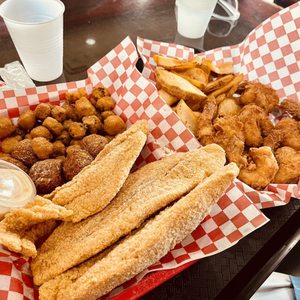 MONROE’S HOT CHICKEN - Updated January 2025 - 281 Photos & 252 Reviews ...