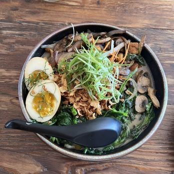 PINWHEEL GARDEN DUMPLING & NOODLE BAR - Updated September 2024 - 624 ...