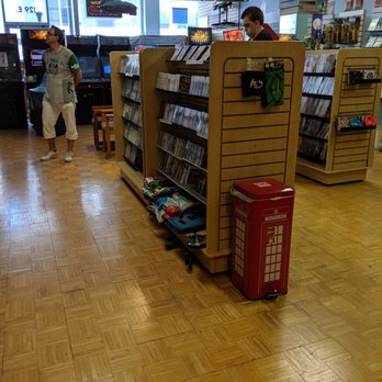 PLANET FUN - Updated September 2025 - 147 Photos & 84 Reviews - 127 E ...