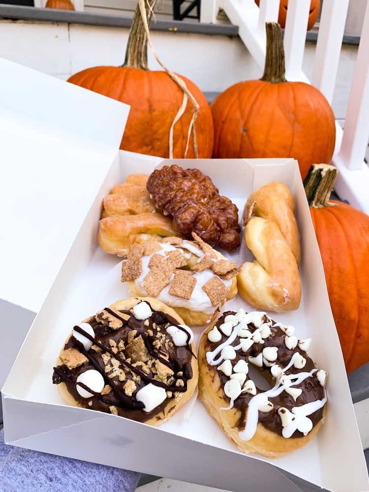 DONUT WORRY - Updated September 2024 - 32 Photos & 35 Reviews - 1980 SR ...