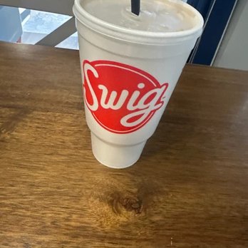 SWIG - Updated November 2025 - 55 Photos & 47 Reviews - 5145 Noggle Way ...