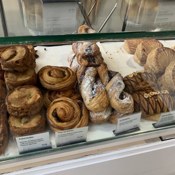 LA PARISIENNE FRENCH BAKERY - Updated August 2024 - 1031 Photos & 709 ...
