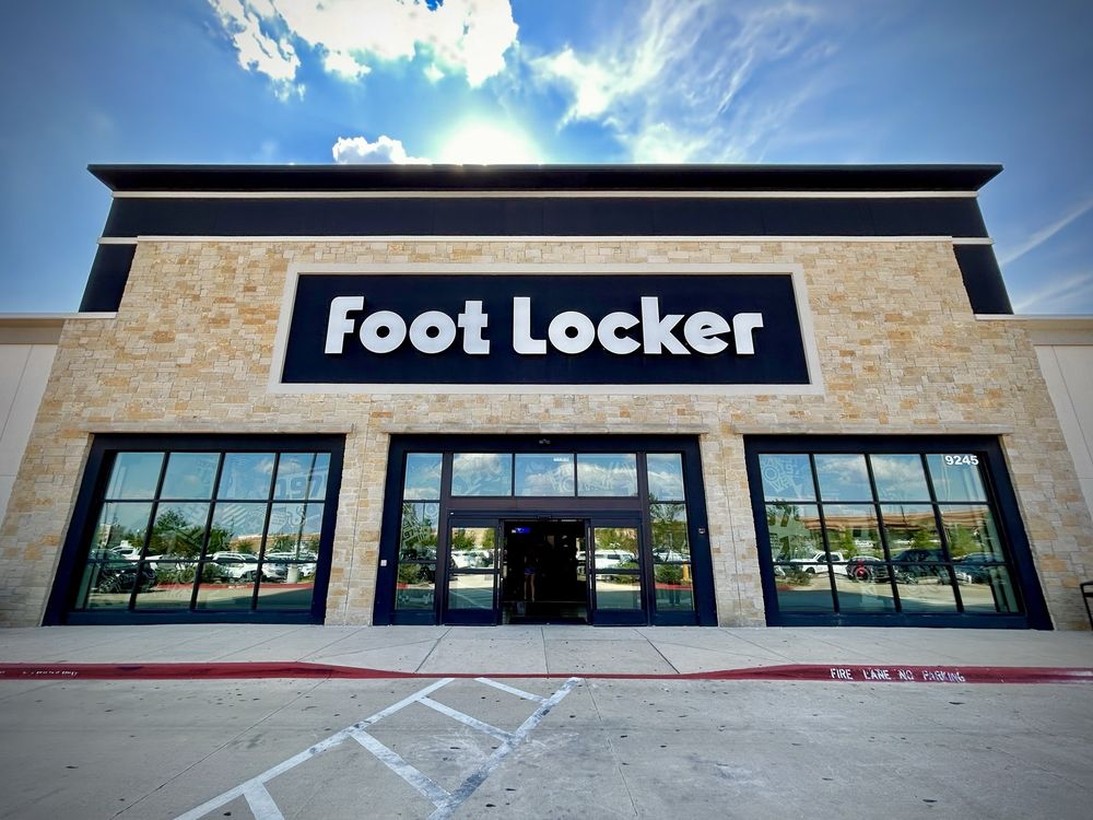 FOOT LOCKER - Updated March 2025 - 9245 N Fwy, Fort Worth, Texas - Shoe ...