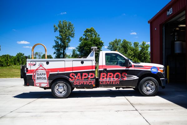 SAPP BROS. SERVICE CENTER - Updated January 2026 - 14 Photos - 9905 ...