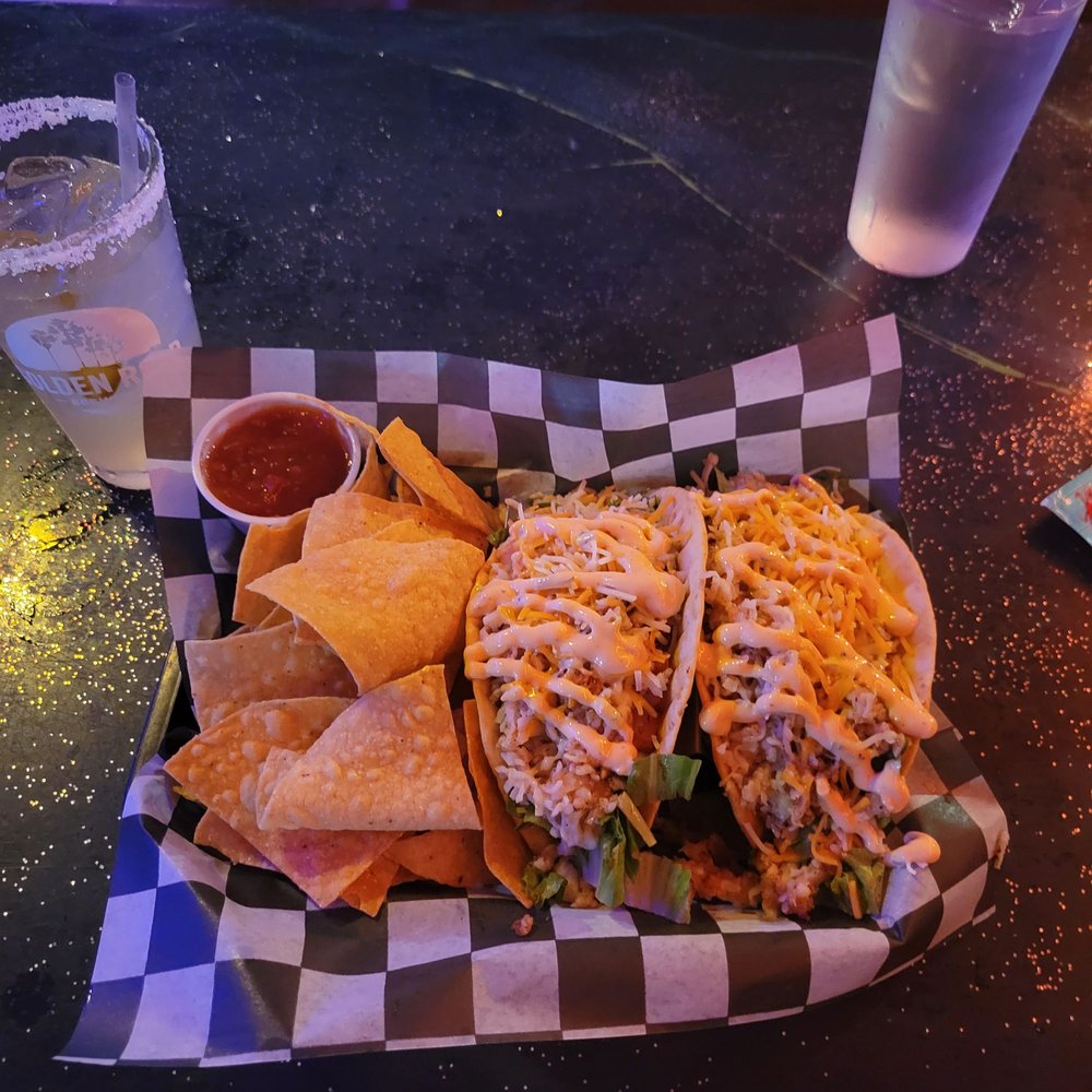 BUZZ’S ROOST - Updated July 2024 - 74 Photos & 116 Reviews - 8 ...