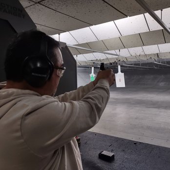 TNT GUNS & RANGE - Updated September 2024 - 107 Photos & 129 Reviews ...