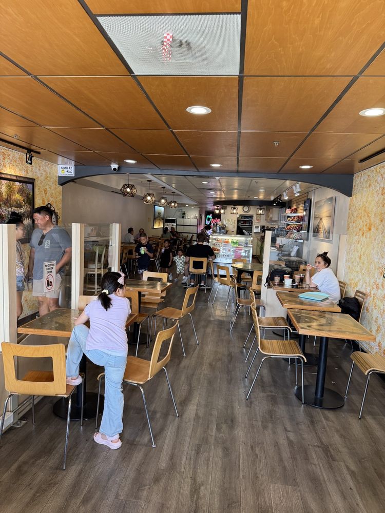 BOBA LOCA - Updated August 2025 - 388 Photos & 246 Reviews - 4947 La ...