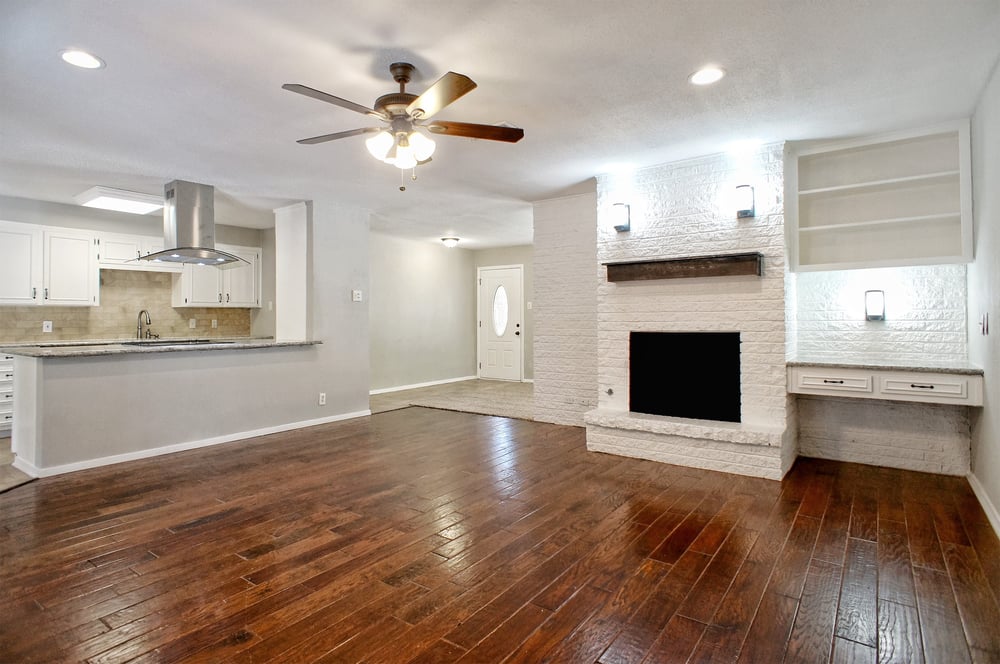 CHRIS MENEGAY-THE HOUSE DUDES - 16 Photos - 5751 Kroger Dr, Keller ...