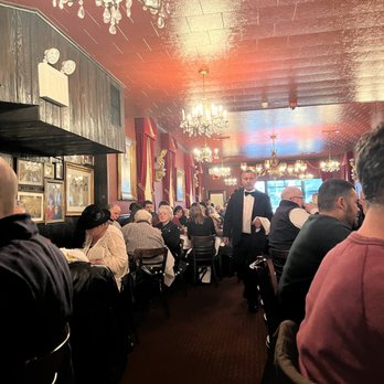 BAMONTE’S - 325 Photos & 446 Reviews - 32 Withers St, Brooklyn, New ...