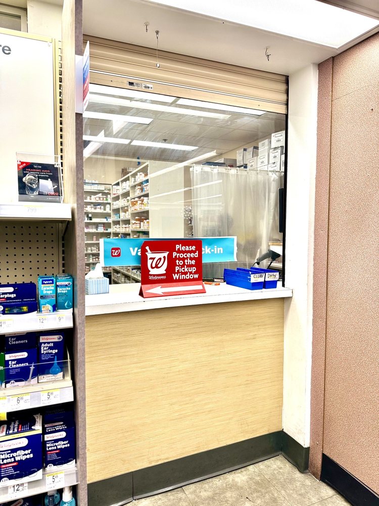 WALGREENS - Updated December 2024 - 28 Photos & 52 Reviews - 9420 W ...
