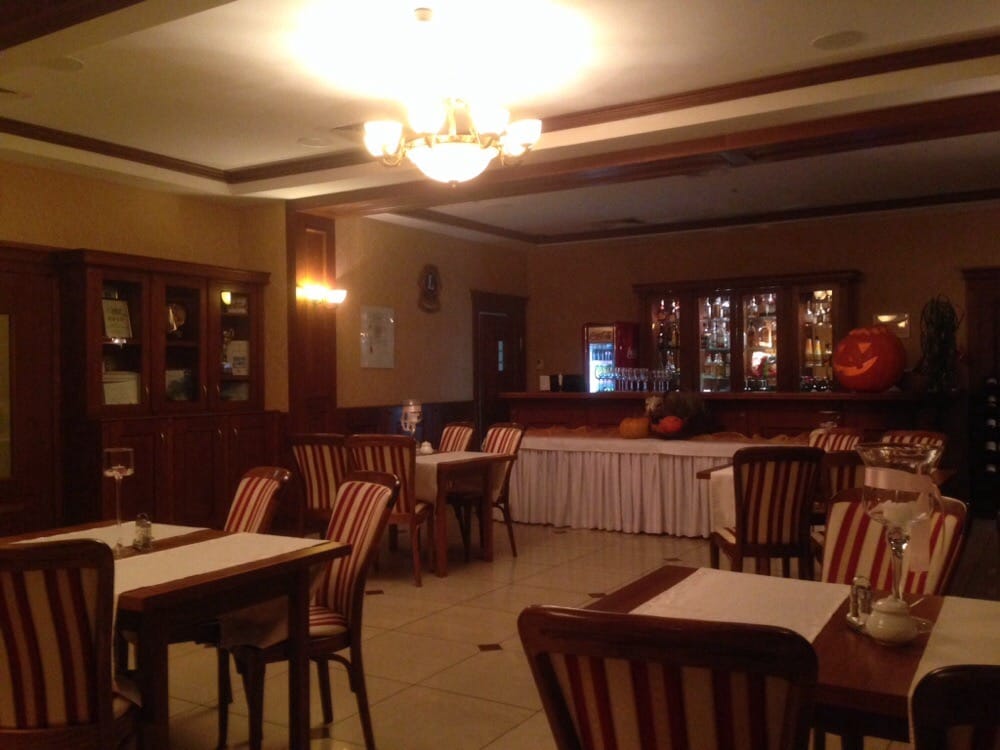 REZYDENCJA SZATKOWSKICH - ul. Rynek 5, Barlinek, Poland - Polish ...