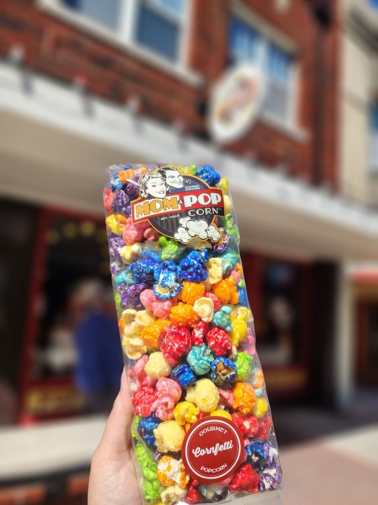 MOM AND POPCORN - Updated May 2026 - 168 Photos & 148 Reviews - 215 E ...