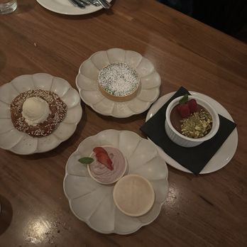 PERRY’S RESTAURANT - Updated September 2024 - 809 Photos & 882 Reviews ...