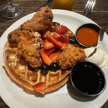 HUBBARD INN - Updated December 2024 - 471 Photos & 253 Reviews - 110 W ...