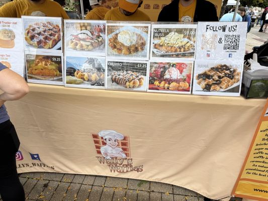 WAFFLE HERO - Updated November 2025 - 30 Photos & 22 Reviews - Chicago ...