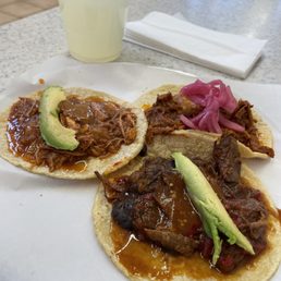 GUISADOS - 2798 Photos & 2650 Reviews - 2100 East Cesar E Chavez Ave ...