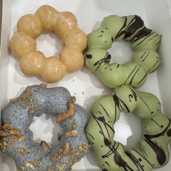 BOBADOCHI - Updated April 2025 - 29 Photos & 33 Reviews - 945 Lancaster ...