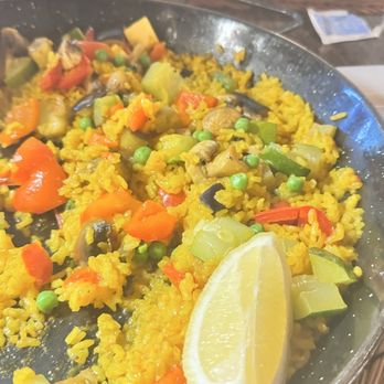 TAPELIA - Updated January 2026 - 843 Photos & 655 Reviews - 551 Lincoln ...