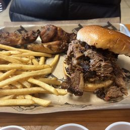 ZZQ SMOKEHOUSE - Updated October 2025 - 274 Photos & 340 Reviews - 3390 ...