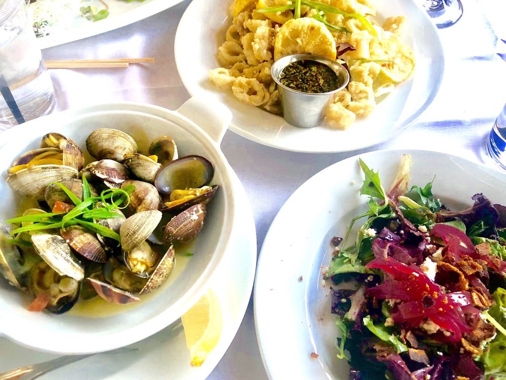 Bacchus House Wine Bar & Bistro - Takeout & Delivery - 328 Photos & 350 ...