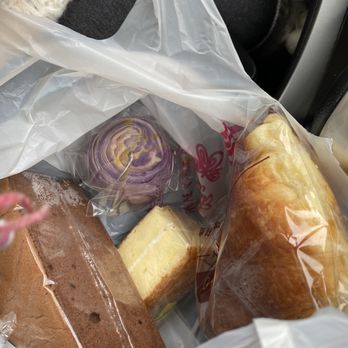 MOMO BAKERY - Updated July 2024 - 186 Photos & 77 Reviews - 127 E ...