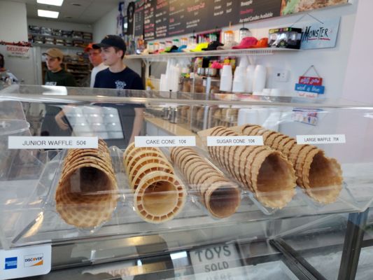 SILVER DIPPER ICE CREAM - 48 Photos & 79 Reviews - Ice Cream & Frozen ...