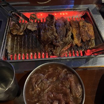 IZZIBAN SUSHI & BBQ - Updated December 2024 - 1057 Photos & 542 Reviews ...