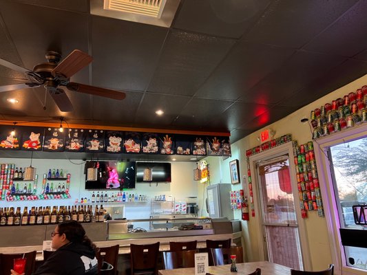 VOLCANO - Updated October 2025 - 58 Photos & 52 Reviews - 445 E Main St ...